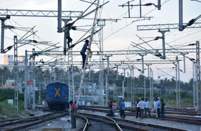 Indian Railways logs highest-ever electrification in FY21 | India's ...
